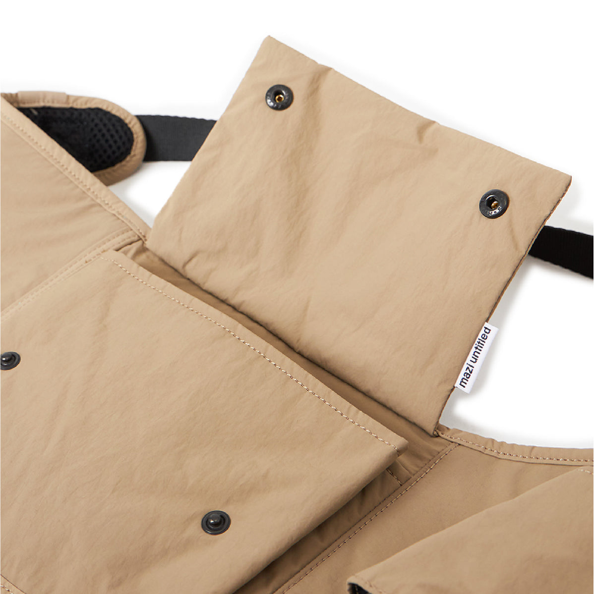 Mazi Untitled Movement Bag - Black - The Great Divide