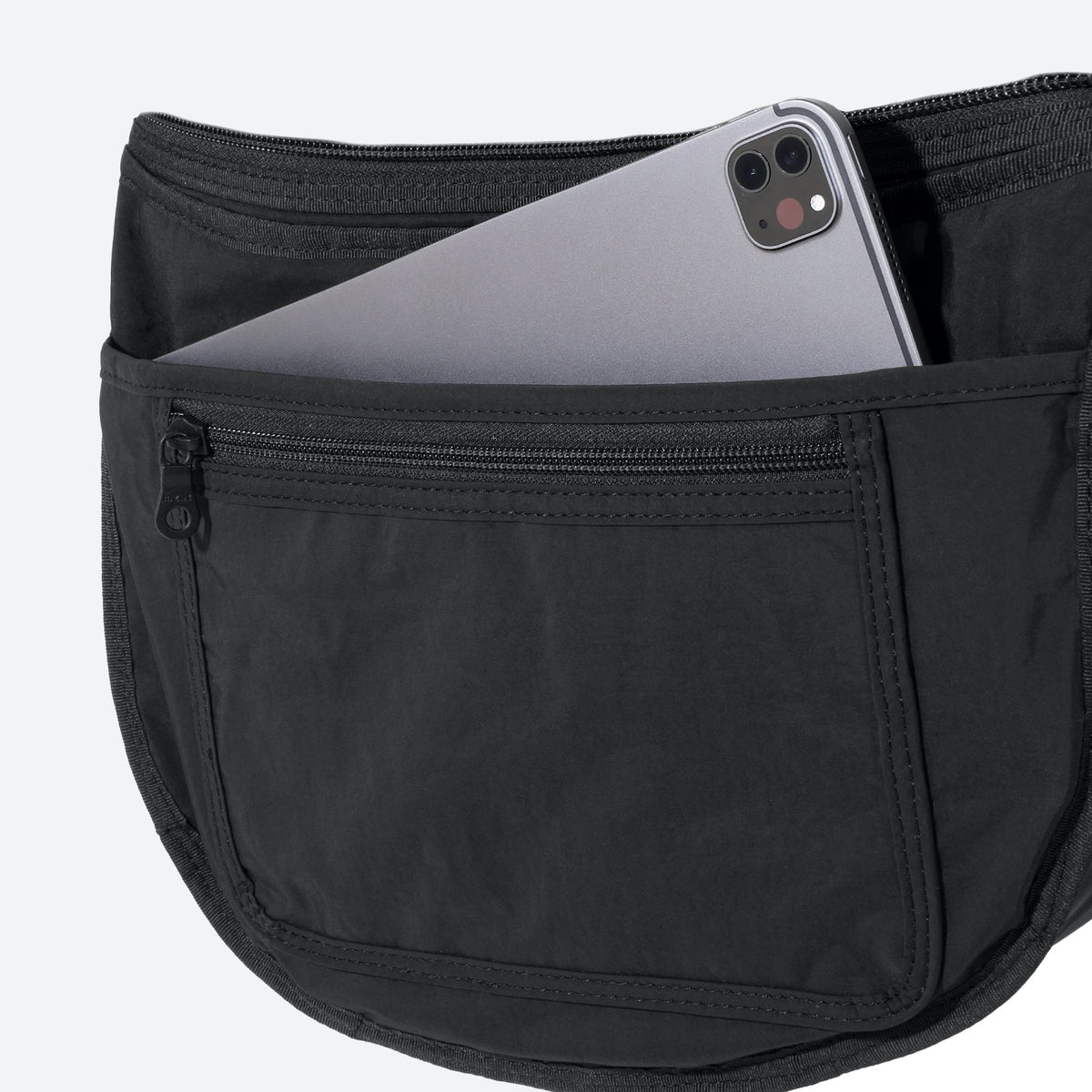 Mazi Untitled Stack Bag - Black - The Great Divide